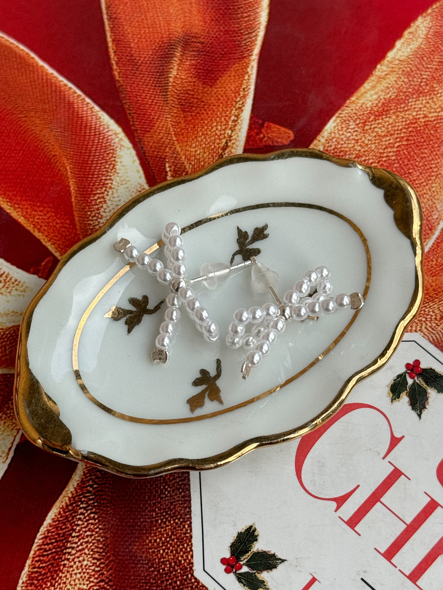 Lovely Ribbon Pearl Pierce – ALLISON BROWN